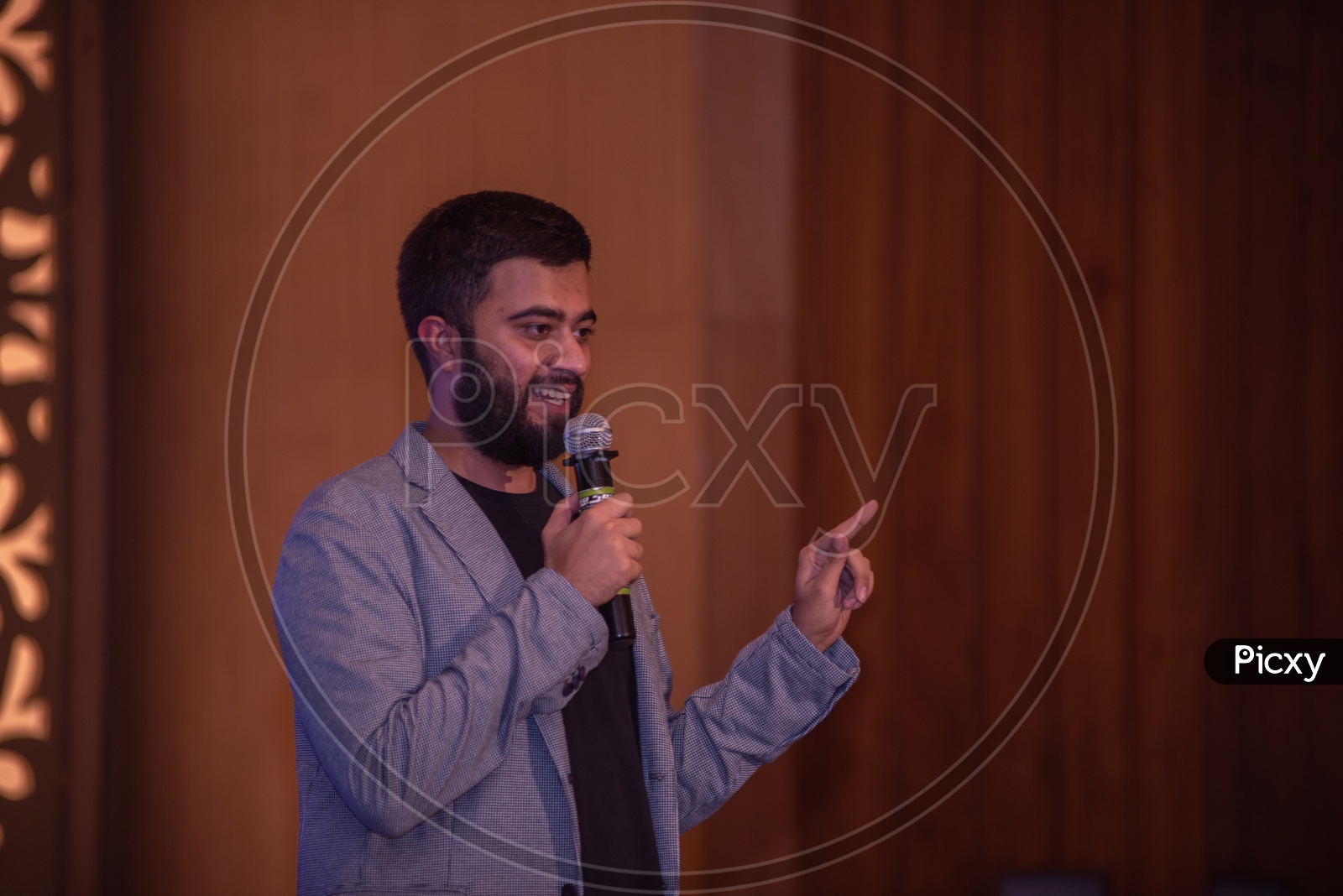 Image of Akshar Pathak, Art Director, Zomato at TechSparks 2018-RF552232-Picxy