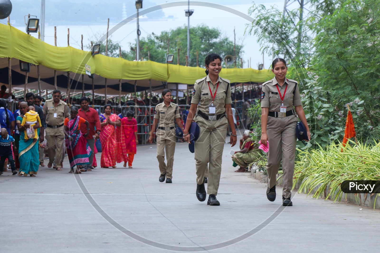 Image of Lady Police Constables of Andhra Pradesh Police-FB331436-Picxy