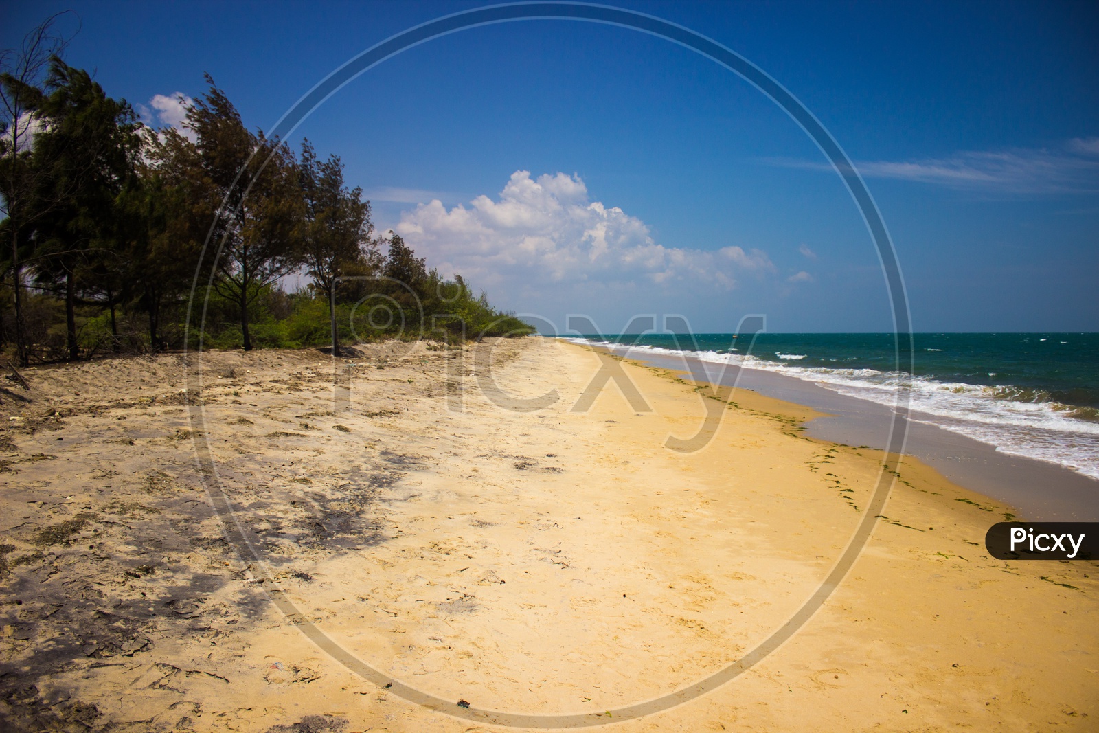 Image of Vembar Beach-FZ409086-Picxy