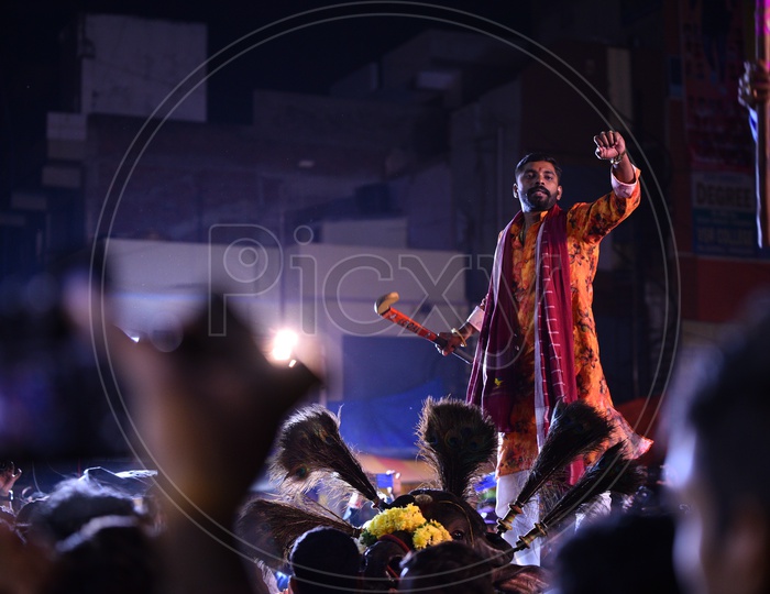 Image of People of YADAV Community Celebrate SADAR by performing ...