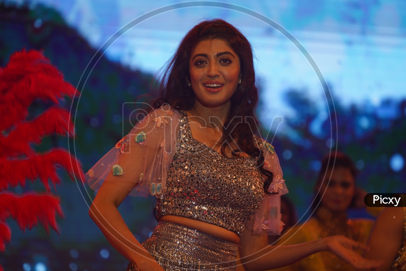 Image of Pranitha Subhash Dance Performance in Social Media Summit ...