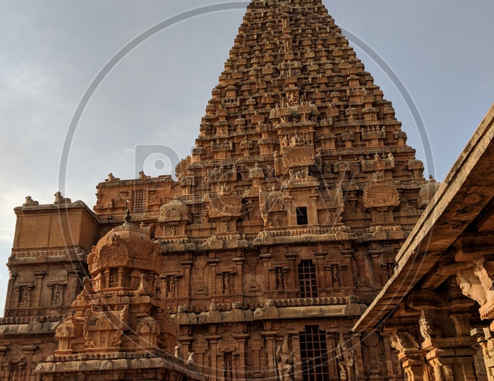 Image of Brihadeeswarar Temple (UNESCO)-ZT792880-Picxy