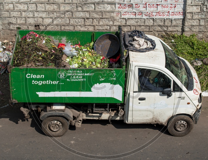 Image of GARBAGE COLLECTION VAN-VJ919574-Picxy