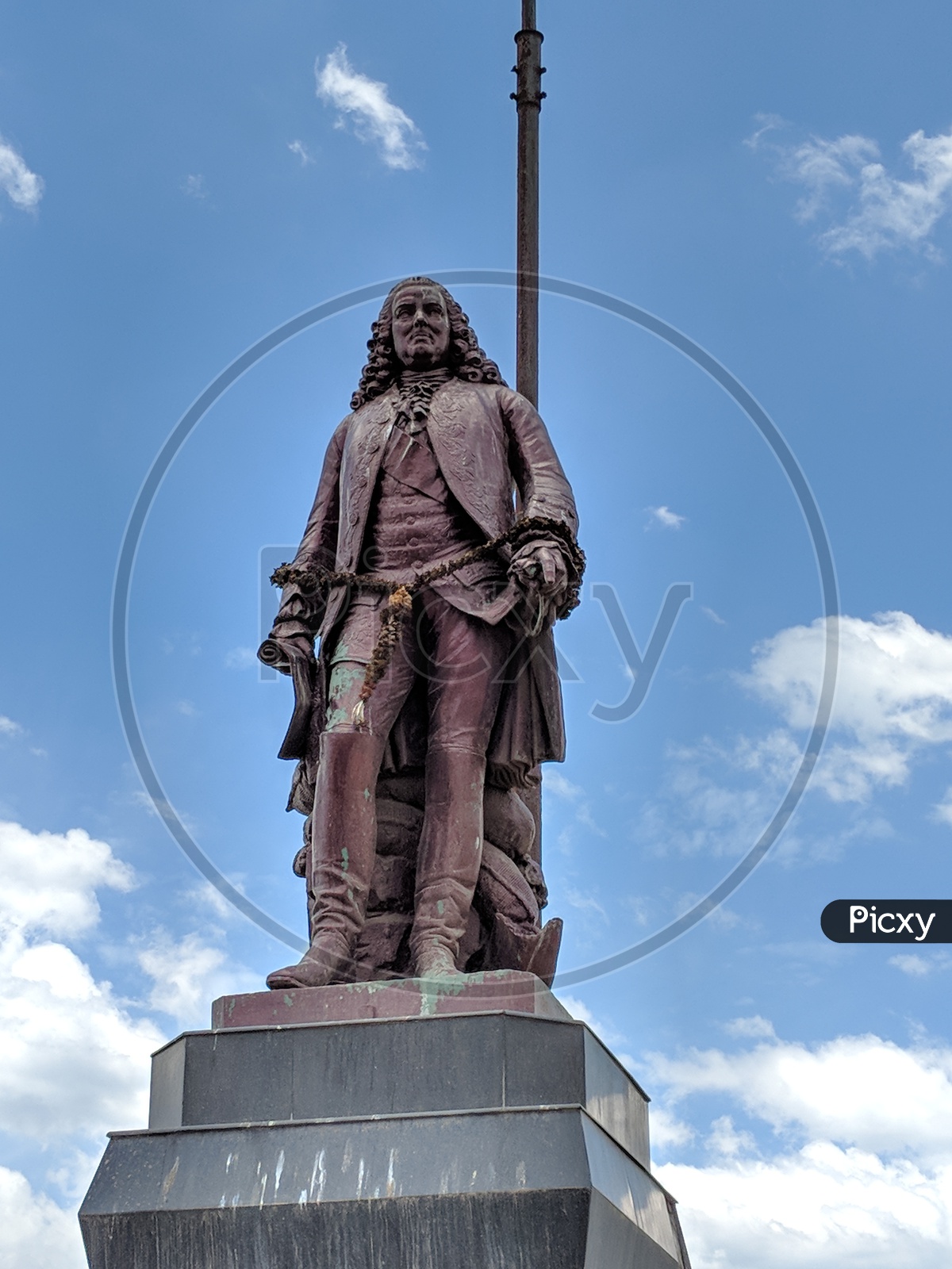 Image of Joseph François Dupleix Statue in Puducherry-XQ194699-Picxy