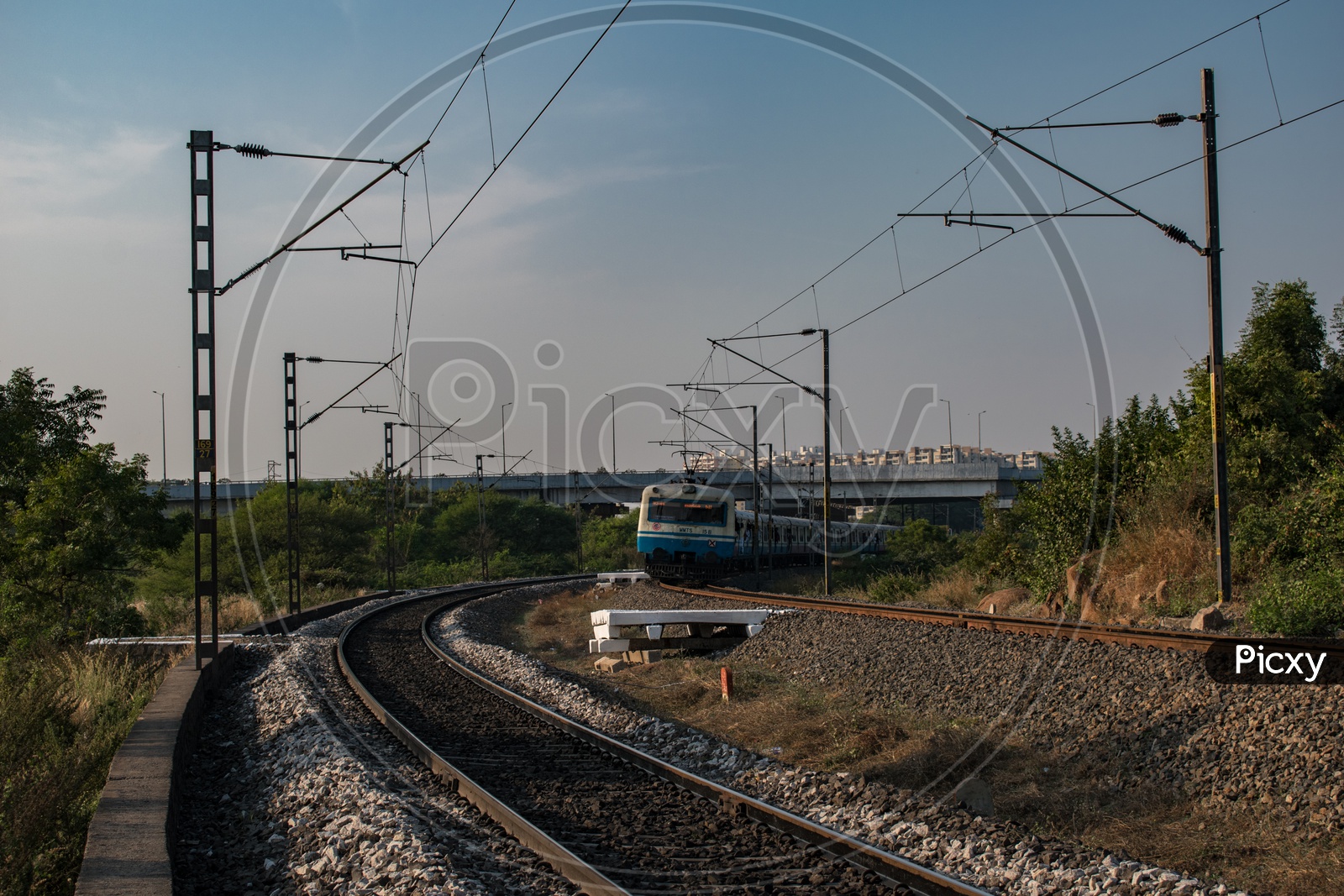 Image of HYDERABAD MMTS TRAIN - INDIAN RAILWAYS-CF729090-Picxy