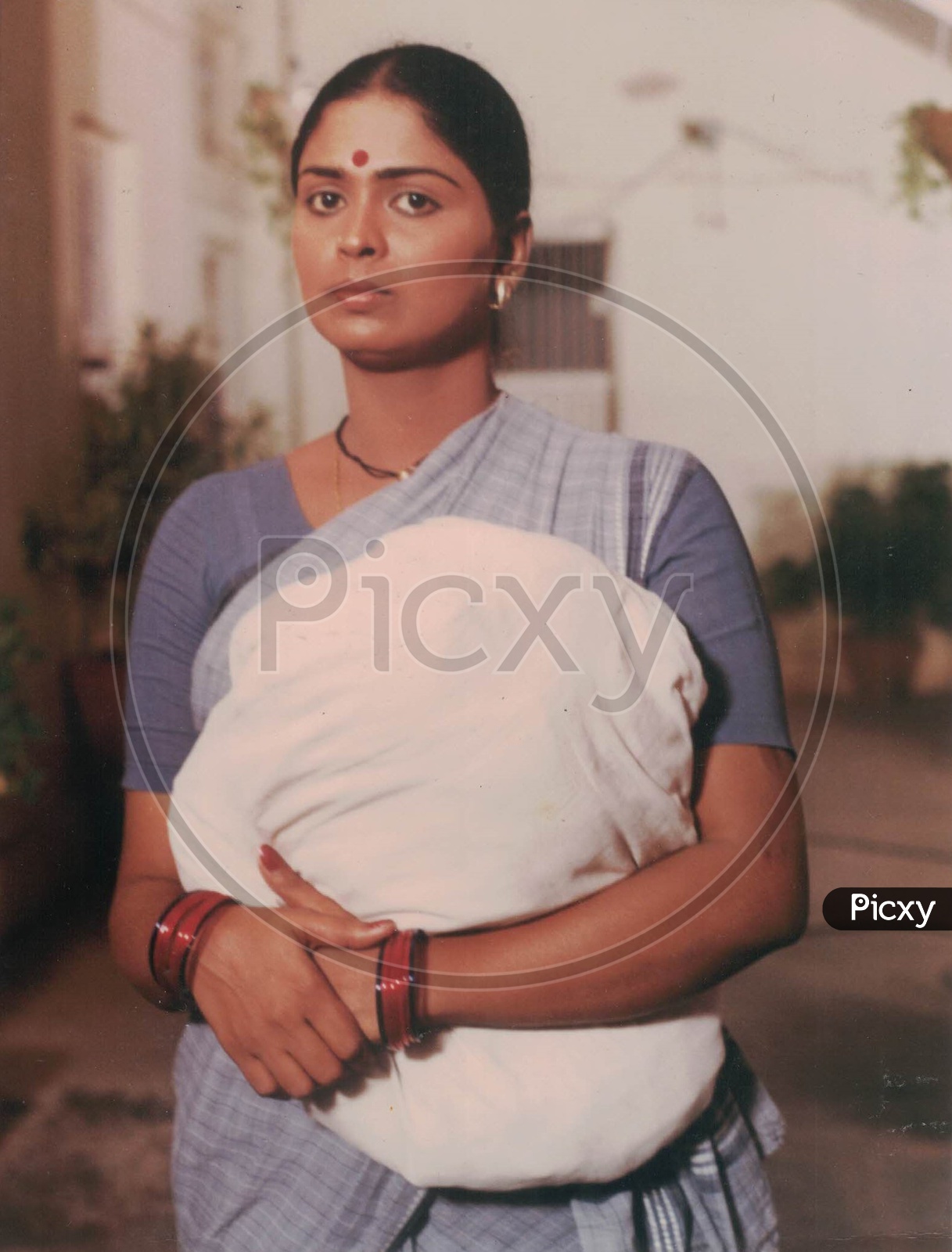 Image of Pakija Movie Stills from Amma Rajeenama Telugu Movie-DG734736 ...