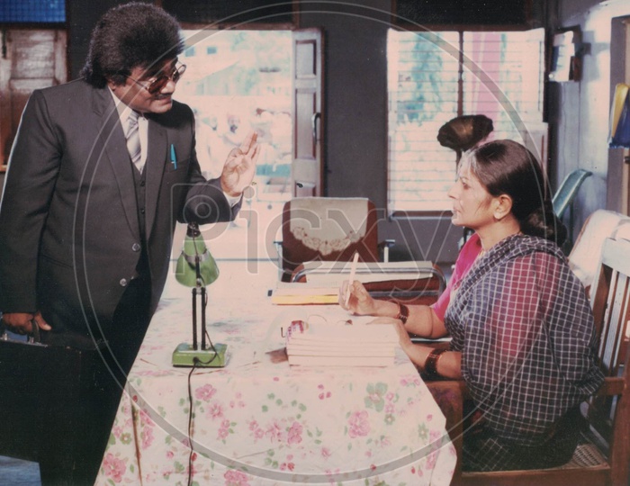 Image of Babu mohan and Sharada Movie Stills from Amma Rajeenama Telugu ...