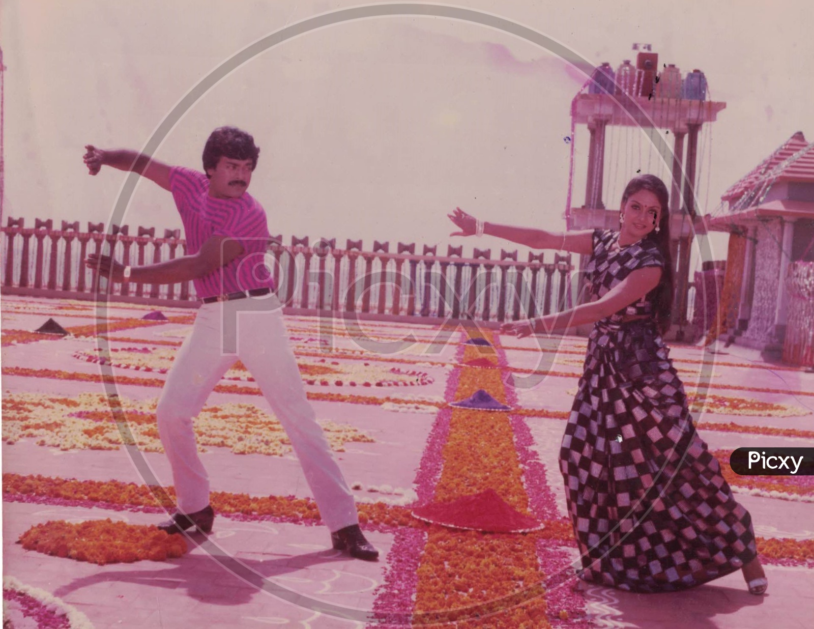 Image of MegaStar Chiranjeevi and Actress Madhavi Movie Stills from ...