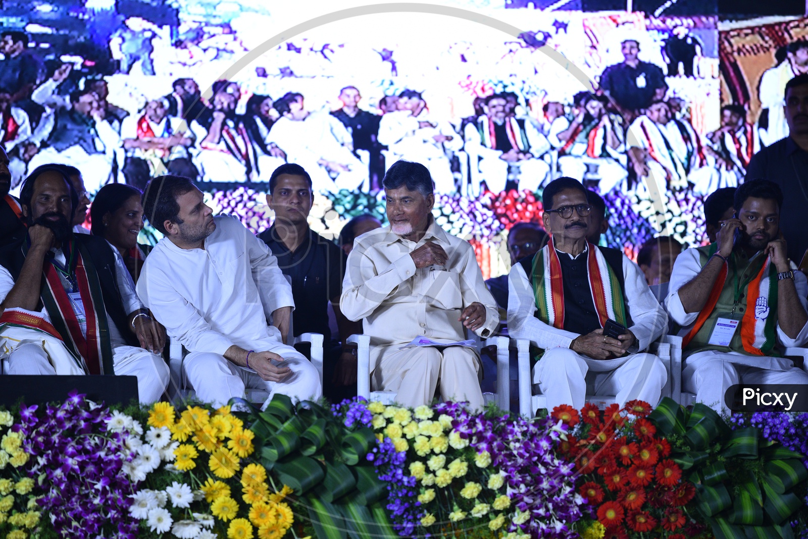 Image of Rahul gandhi, Kodanda ram, Uttam Kumar, N Chandra Babu Naidu and others during ...