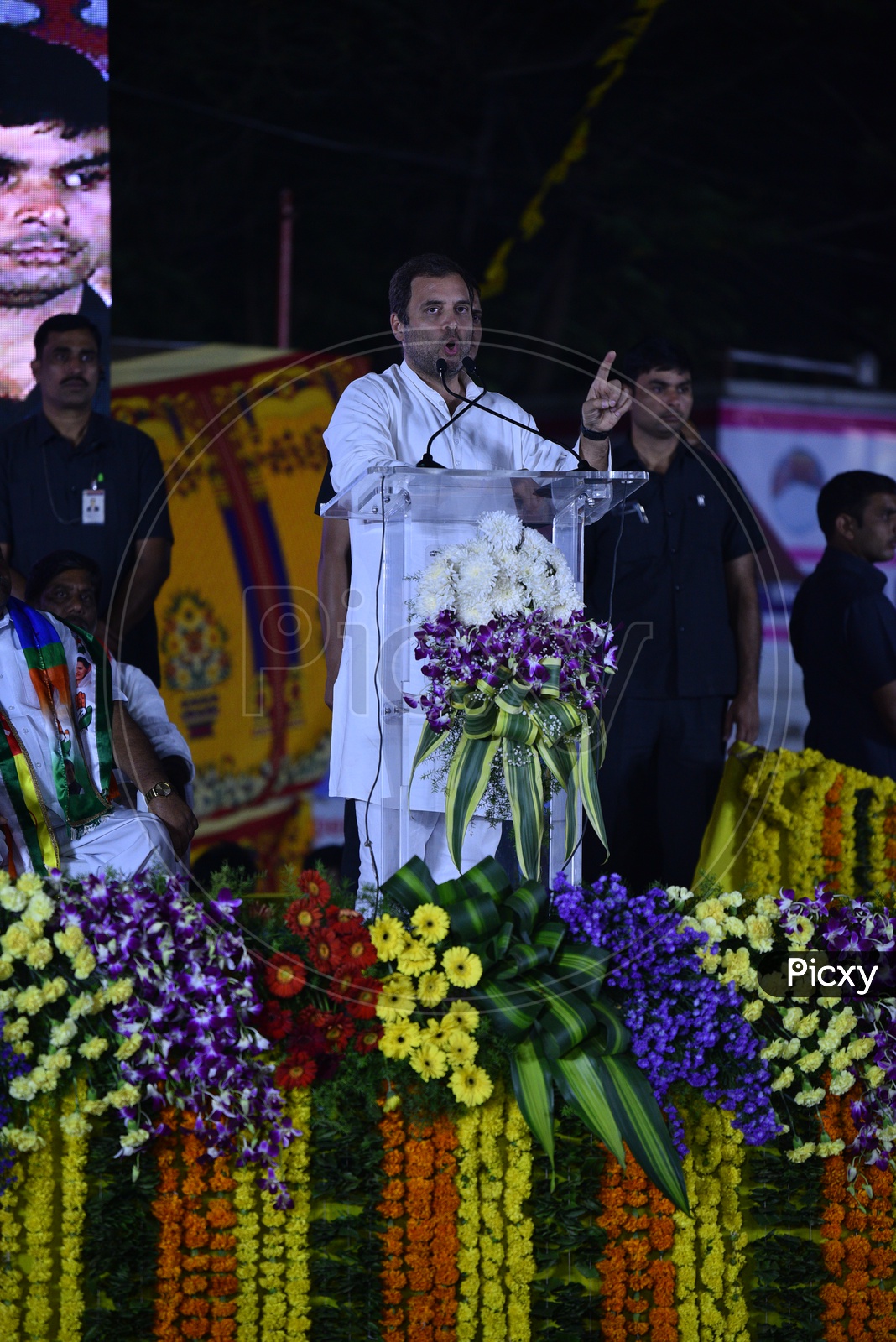 Image of Congress President Rahul Gandhi addressing Public at TDP Party ...