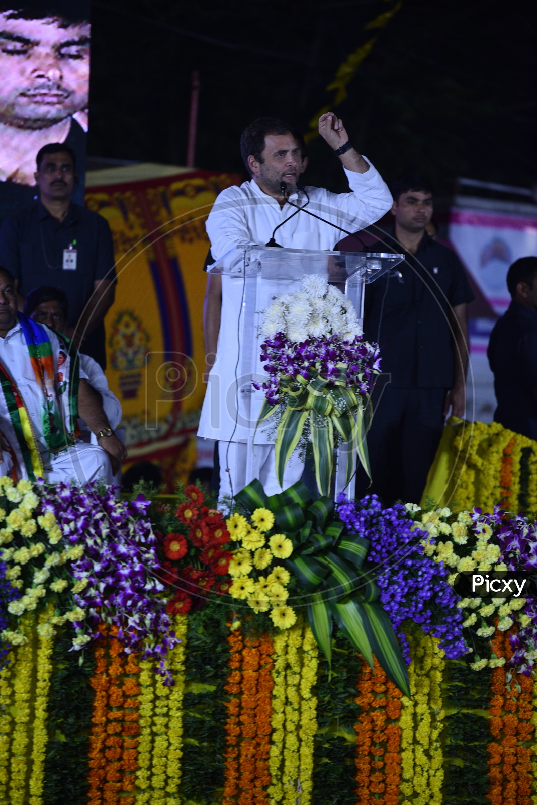 Image of Congress President Rahul Gandhi addressing Public at TDP Party ...