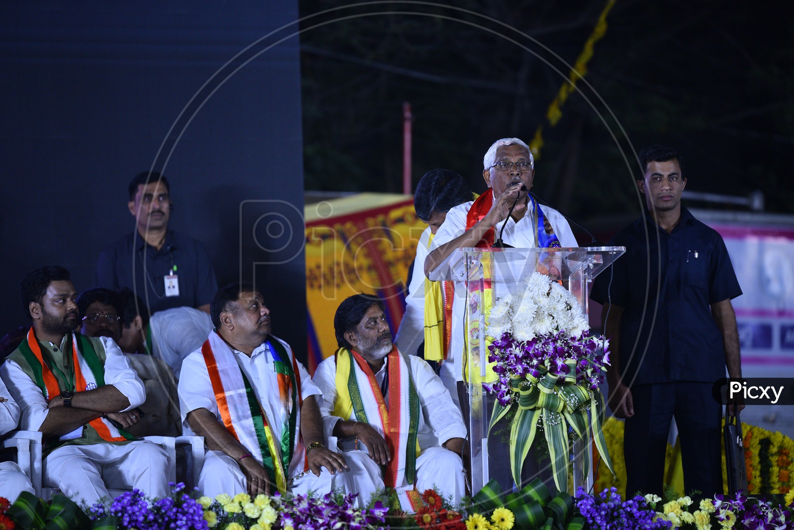 Image of Rahul gandhi, Kodanda ram, Uttam Kumar, N Chandra Babu Naidu ... Image of Rahul gandhi, Kodanda ram, Uttam Kumar, N Chandra Babu Naidu ...