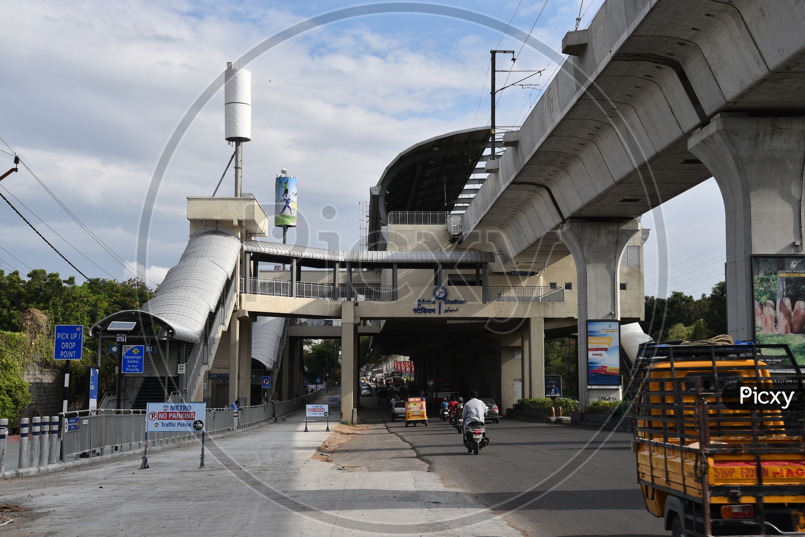 Image of Stadium Metro Station-PV245789-Picxy