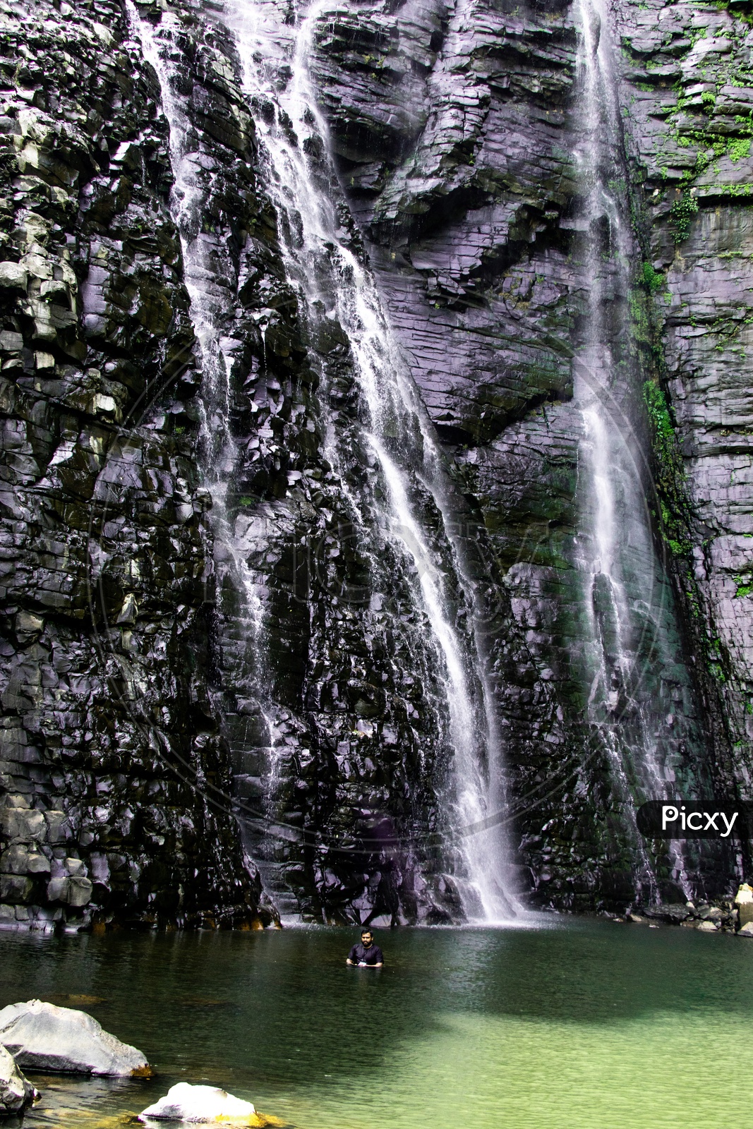 Image of Muthyam Dhara Water Falls / Water Falls In Telangana / Water ...