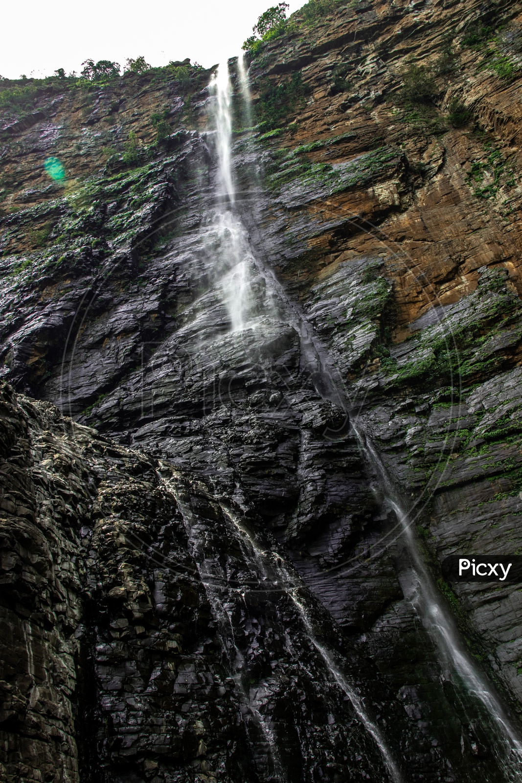 Image of Muthyam Dhara Water Falls / Water Falls In Telangana / Water ...