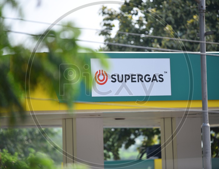 Image of Supergas Outlet-QY183671-Picxy