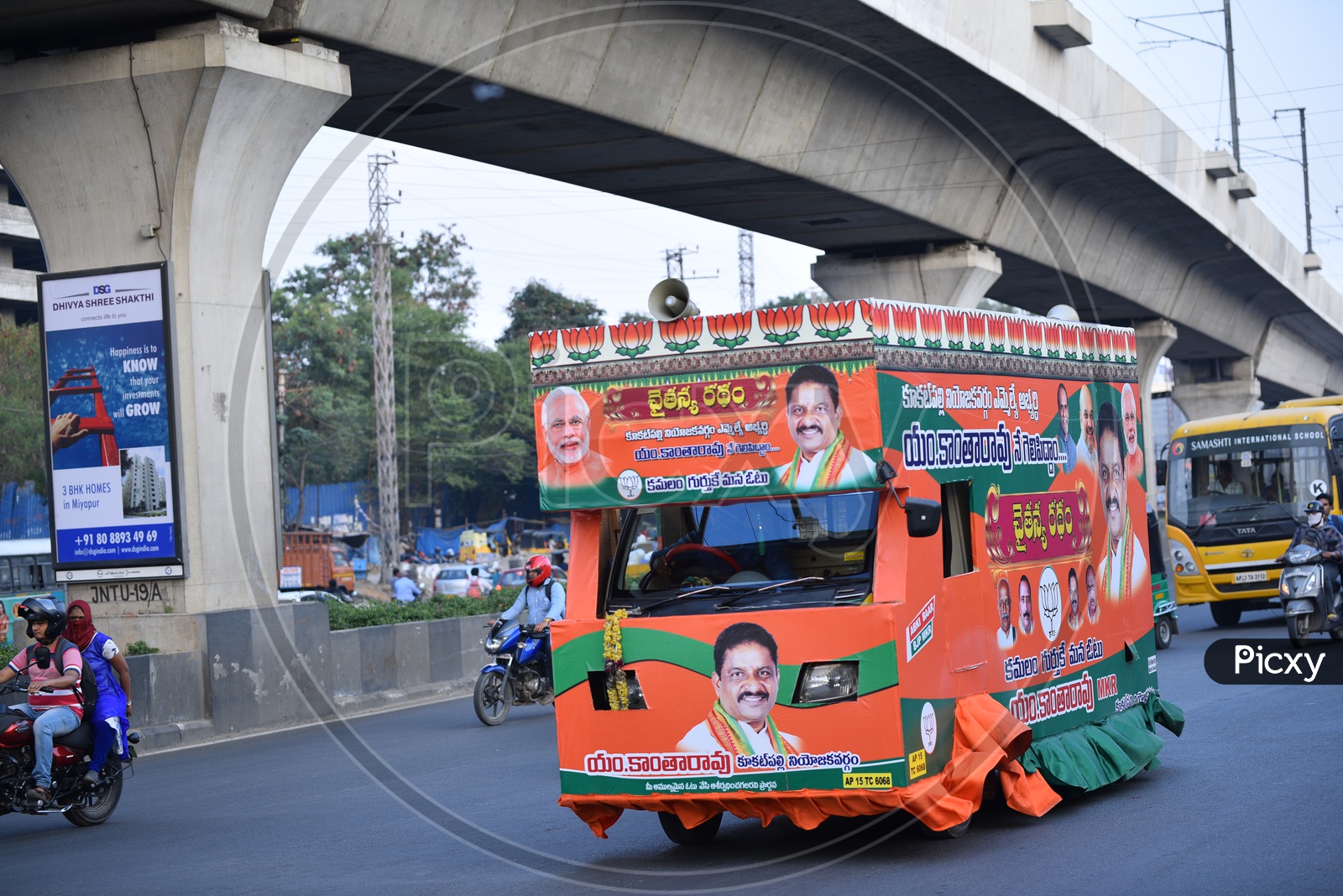 Image of Political Campaign Canter-YT516479-Picxy