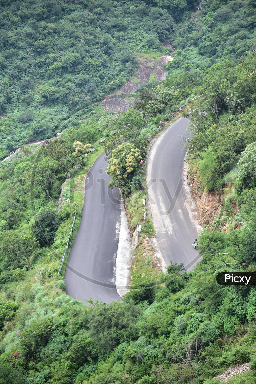 Image of Ghat Roads-QV025705-Picxy