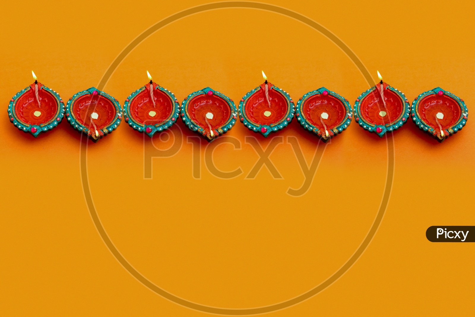 Image of Diwali, Deepavali or Dipavali Lamps-IG243907-Picxy