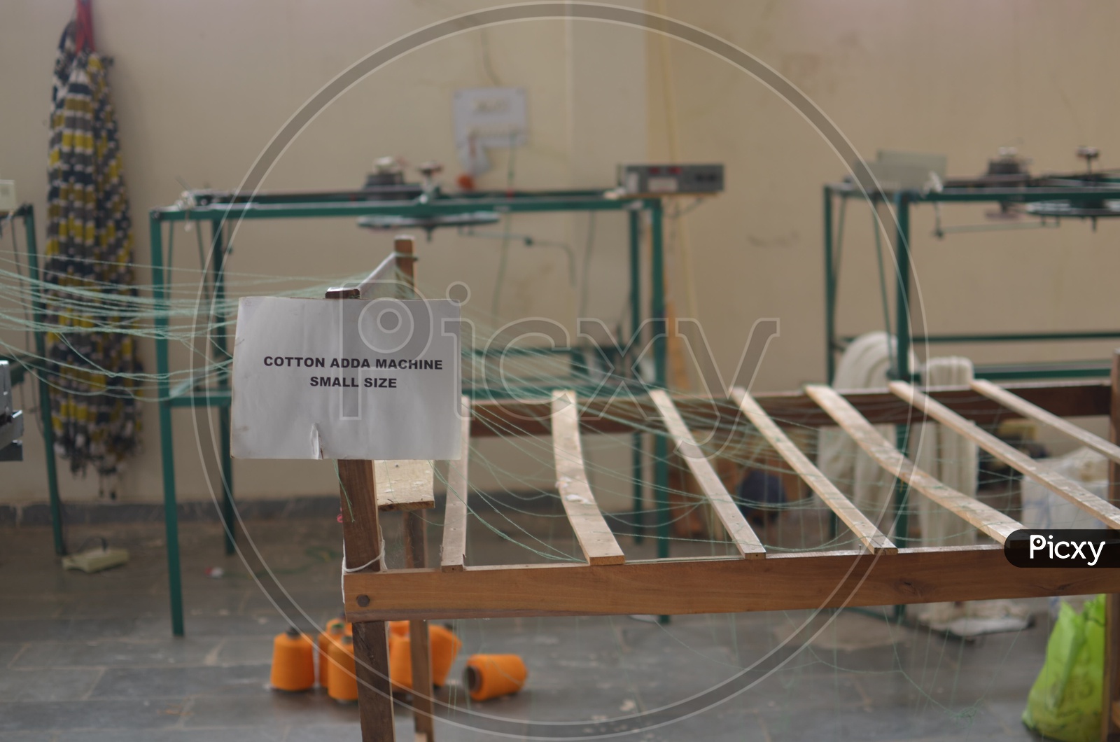 Image of Cotton Adda Machine at Pochampally Handloom Park, Ikat Art ...