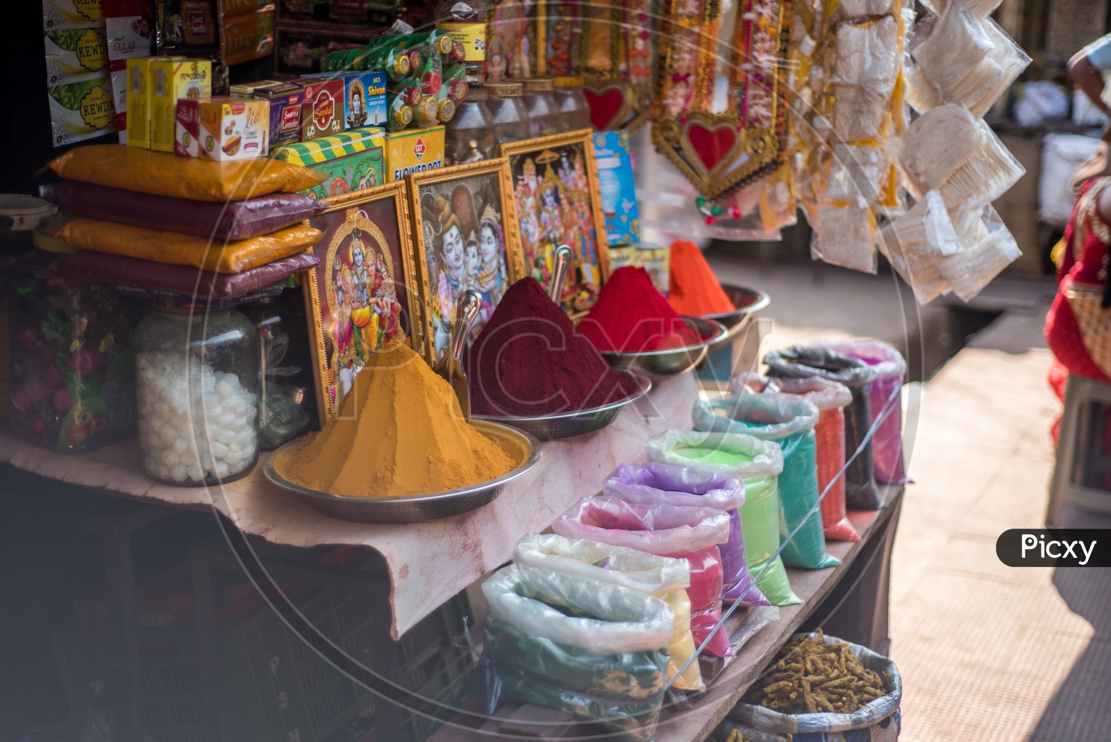 Image of temple shops-YE740035-Picxy