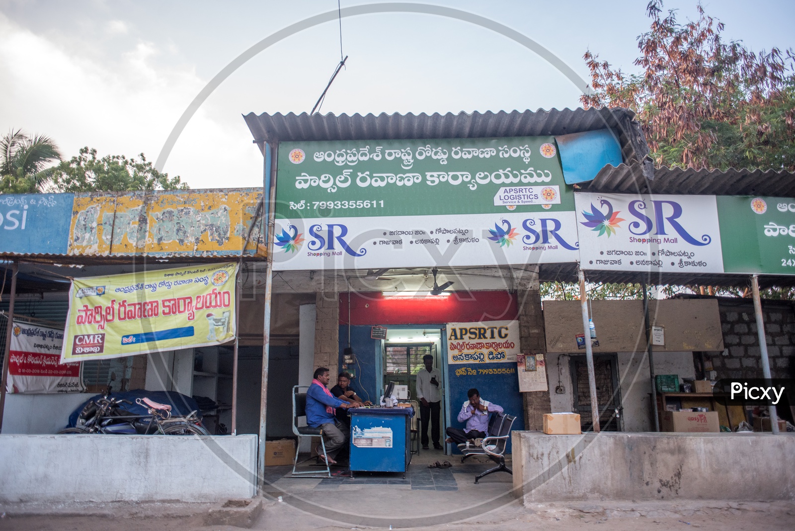 Image of APSRTC parcel counter-ZG342743-Picxy