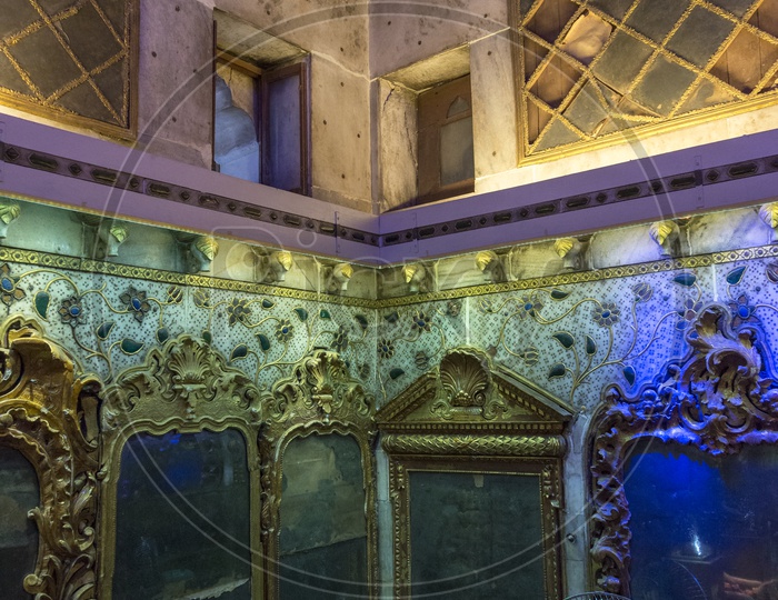 Image of Inside Aina Mahal, Bhuj-YK197901-Picxy