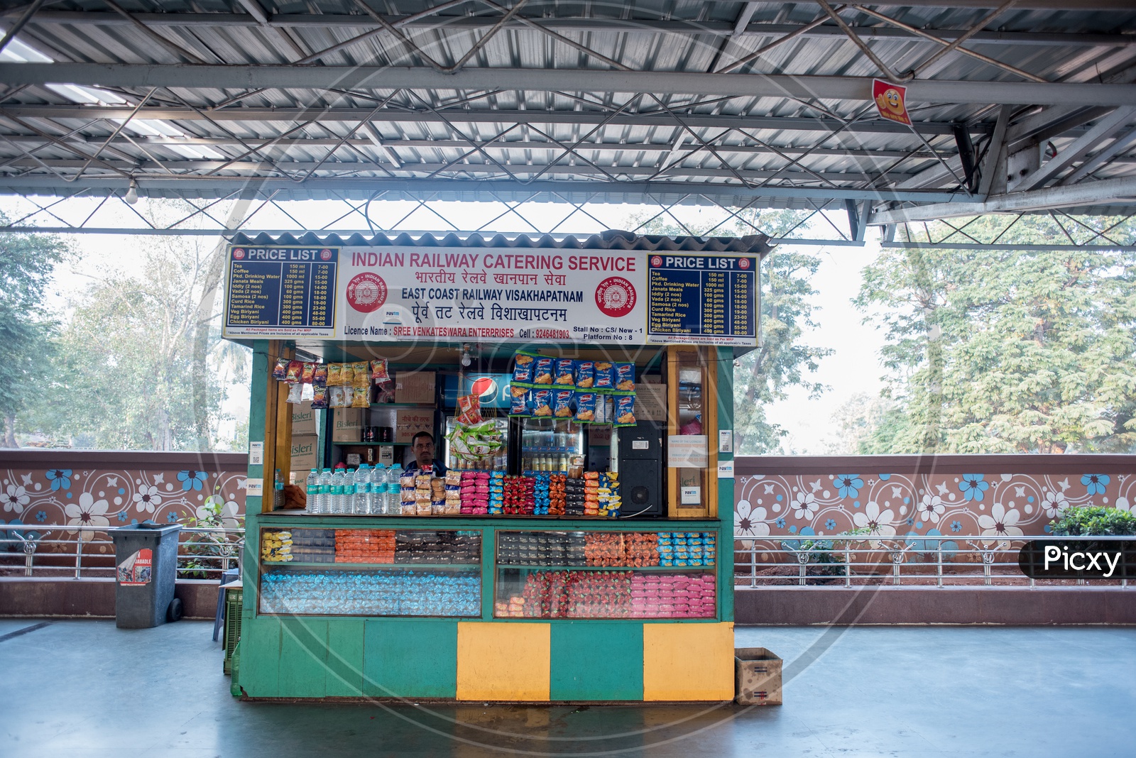 Image of shops in railway station-AS467450-Picxy