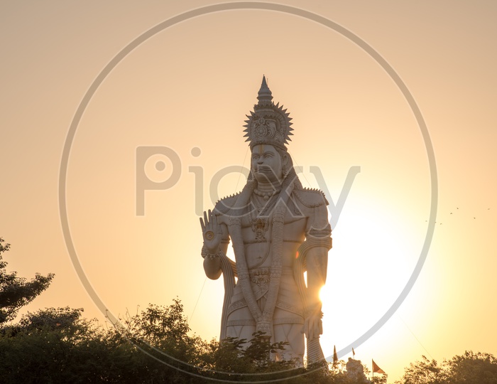 Image of Paritala Anjaneya Temple-VS675316-Picxy