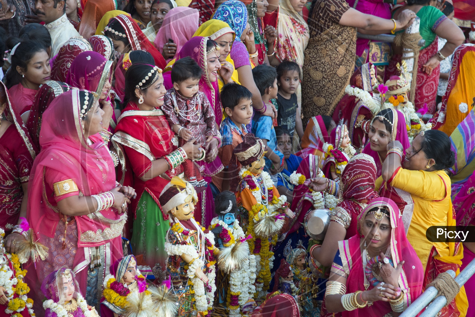 Image of Rajasthani Women at Mewar Gangaur Festival, Udaipur-MY178616-Picxy