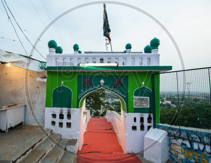 Image of Pahadi Shareef / Dargah of Hazrath Syedna Baba Sharfuddin ...