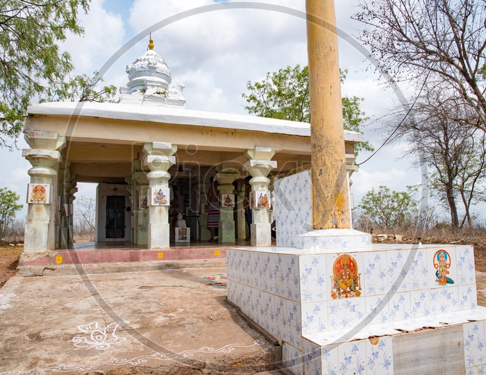 Image of Shivalayam at the top of Agiripally Hill.-VA924634-Picxy