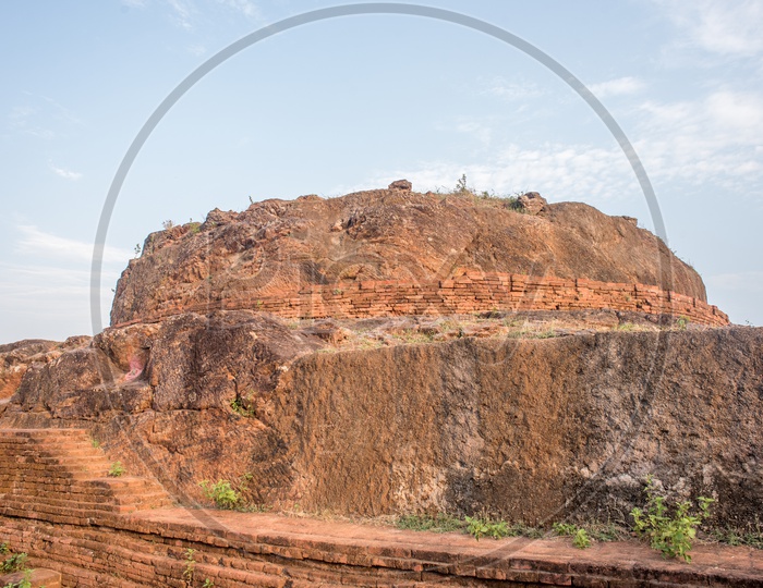 Image of bajjonakonda and lingalakonda buddhist site-DT176976-Picxy