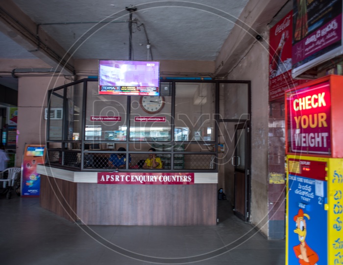 Image of help desk counter-QD090187-Picxy