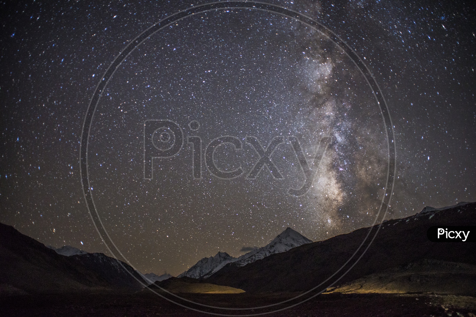 Image of Star Gazing at Chandratal Lake, Himachal Pradesh-CZ039700-Picxy