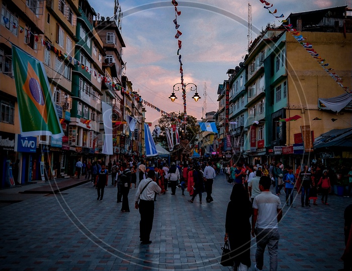 Image of Mall road-JR759808-Picxy