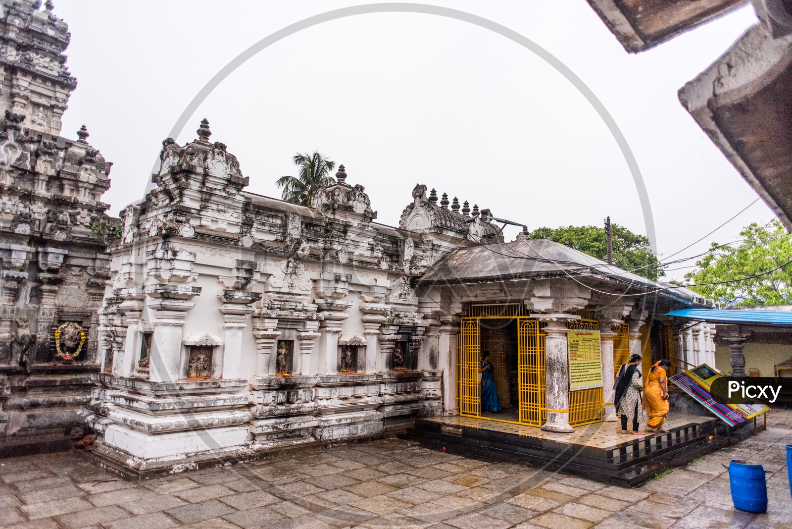 Image of sri kurmam temple-NT203773-Picxy