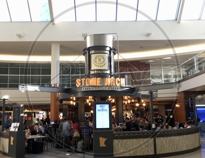 Image of Stone Arch Brewery in Minneapolis Airport-MH426693-Picxy