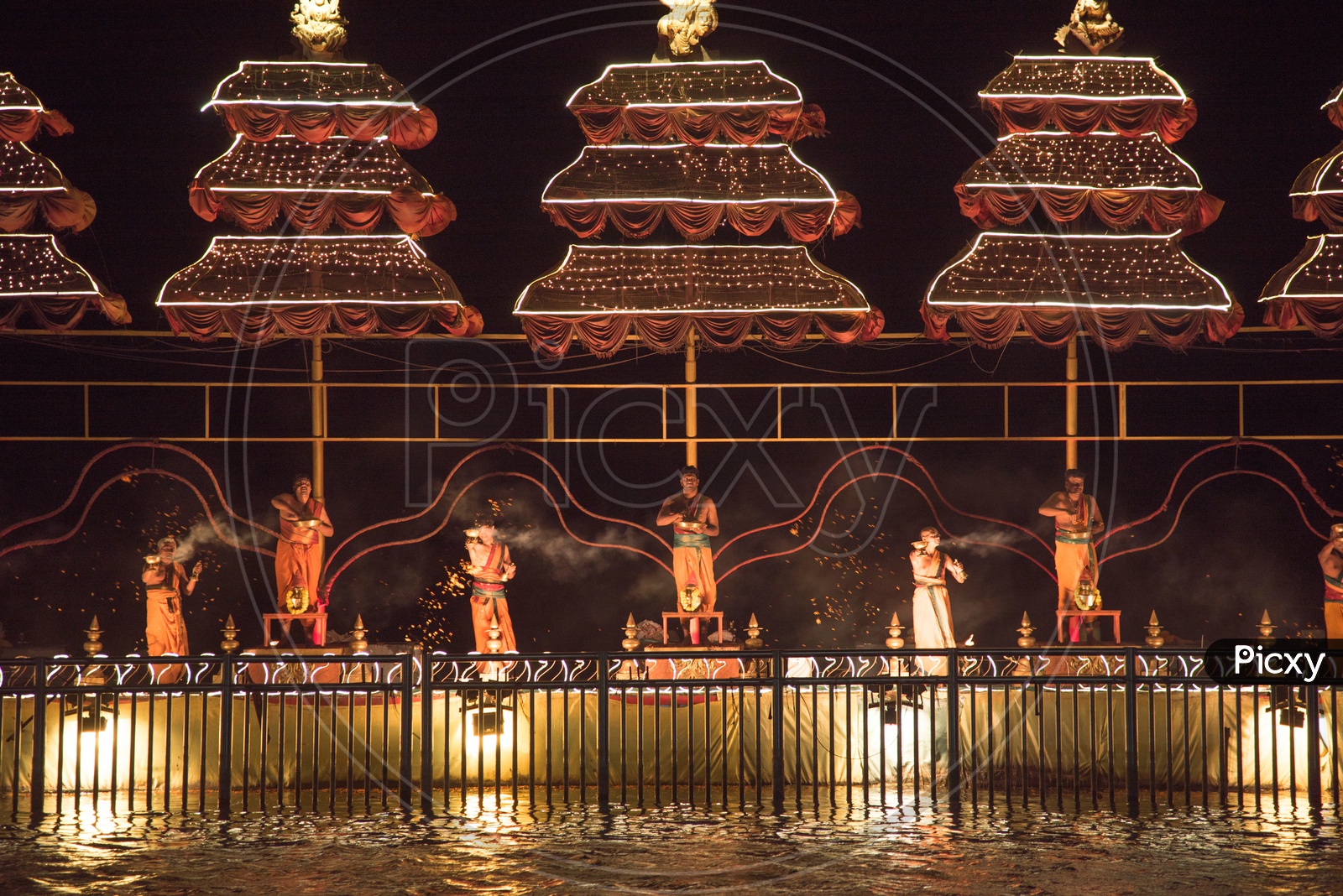 Image of Krishna Haarathi offerings.-CI239489-Picxy