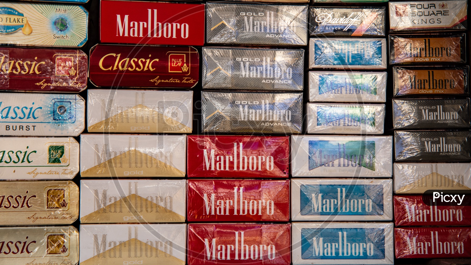 Image of Cigarette Packs-MC295938-Picxy