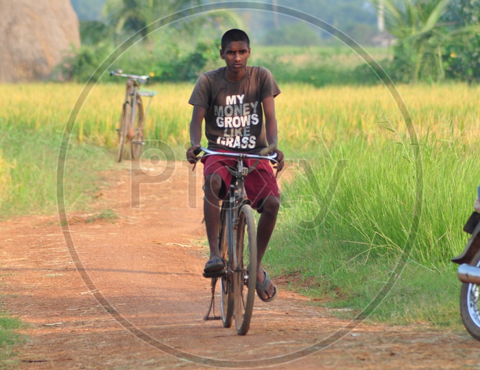 Image of Boy on Cycle-ZS749835-Picxy