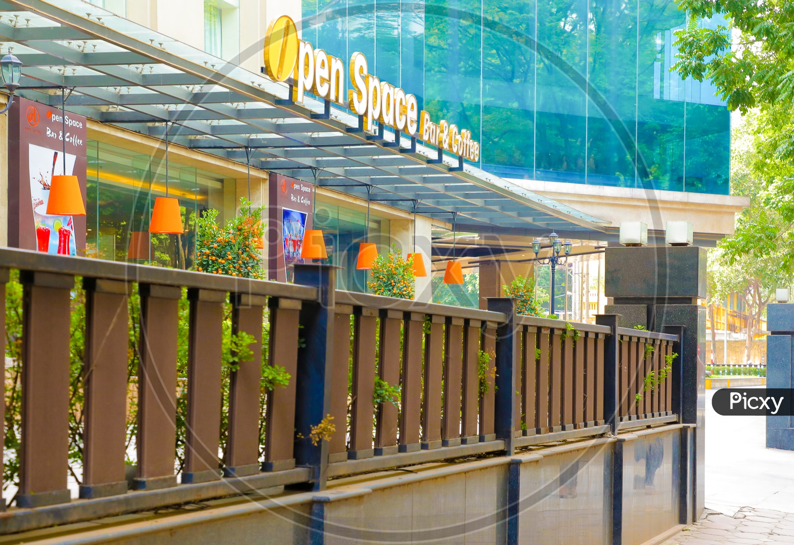 Image of Open Space Bar & Coffee-EE998184-Picxy