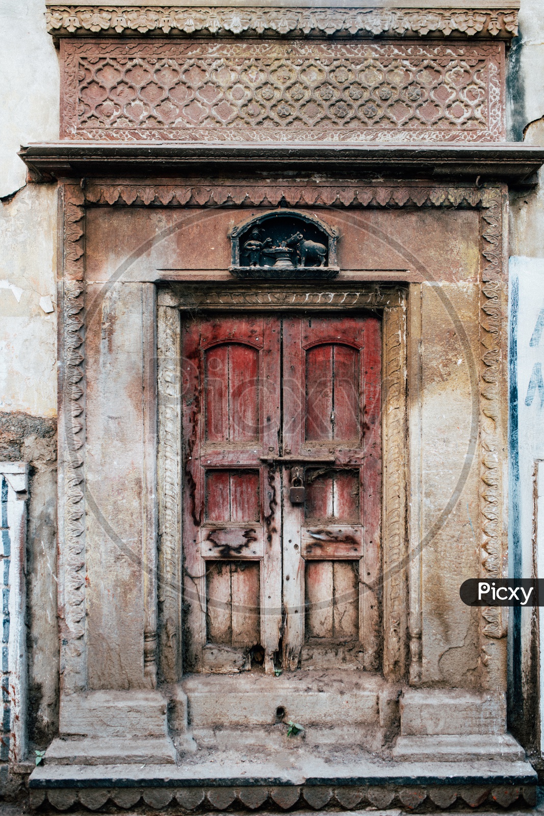 Image of Doors of Varanasi-NG461529-Picxy