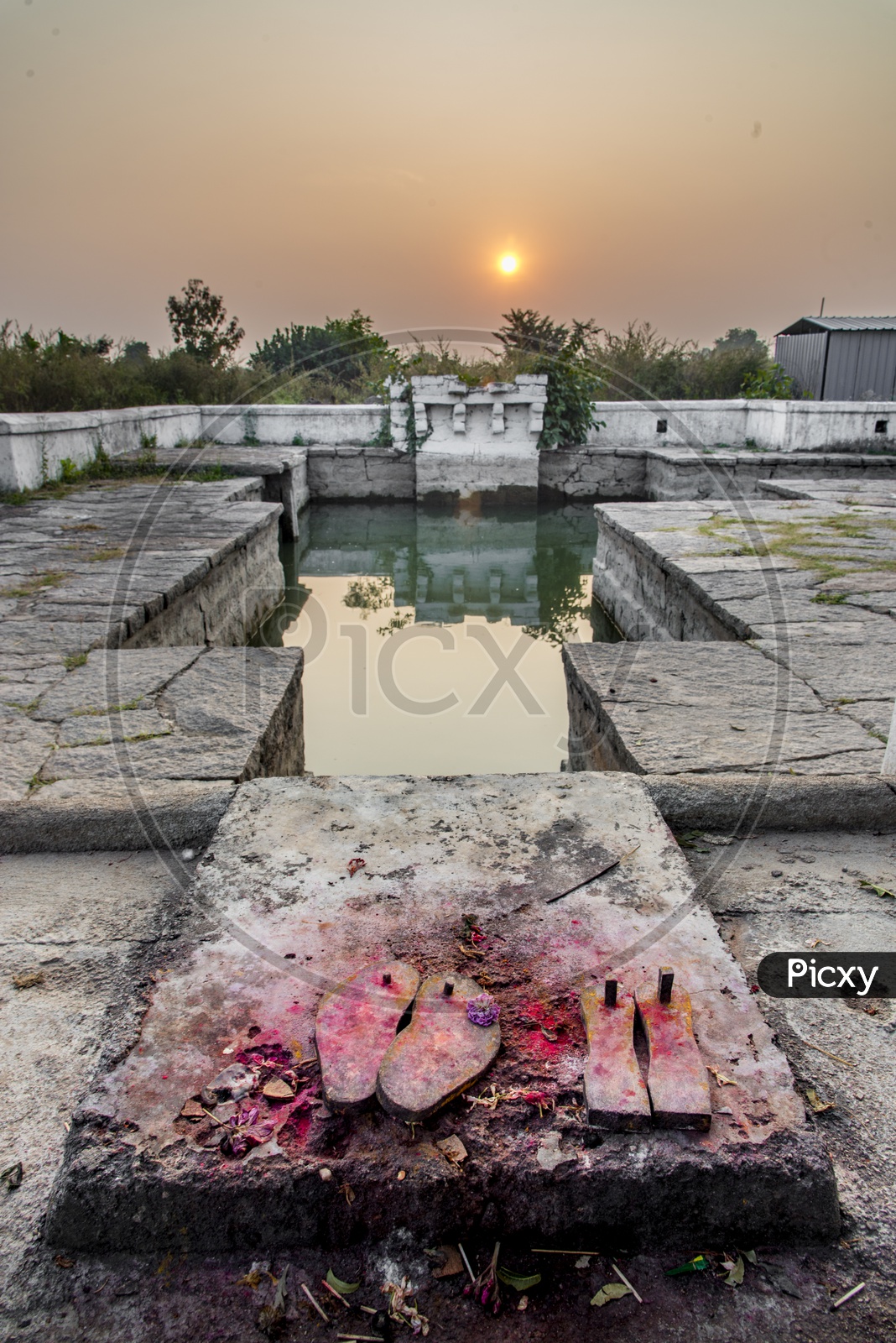 Image of Kalwa Narsimhaswamy Temple, Kalwa-YW416431-Picxy