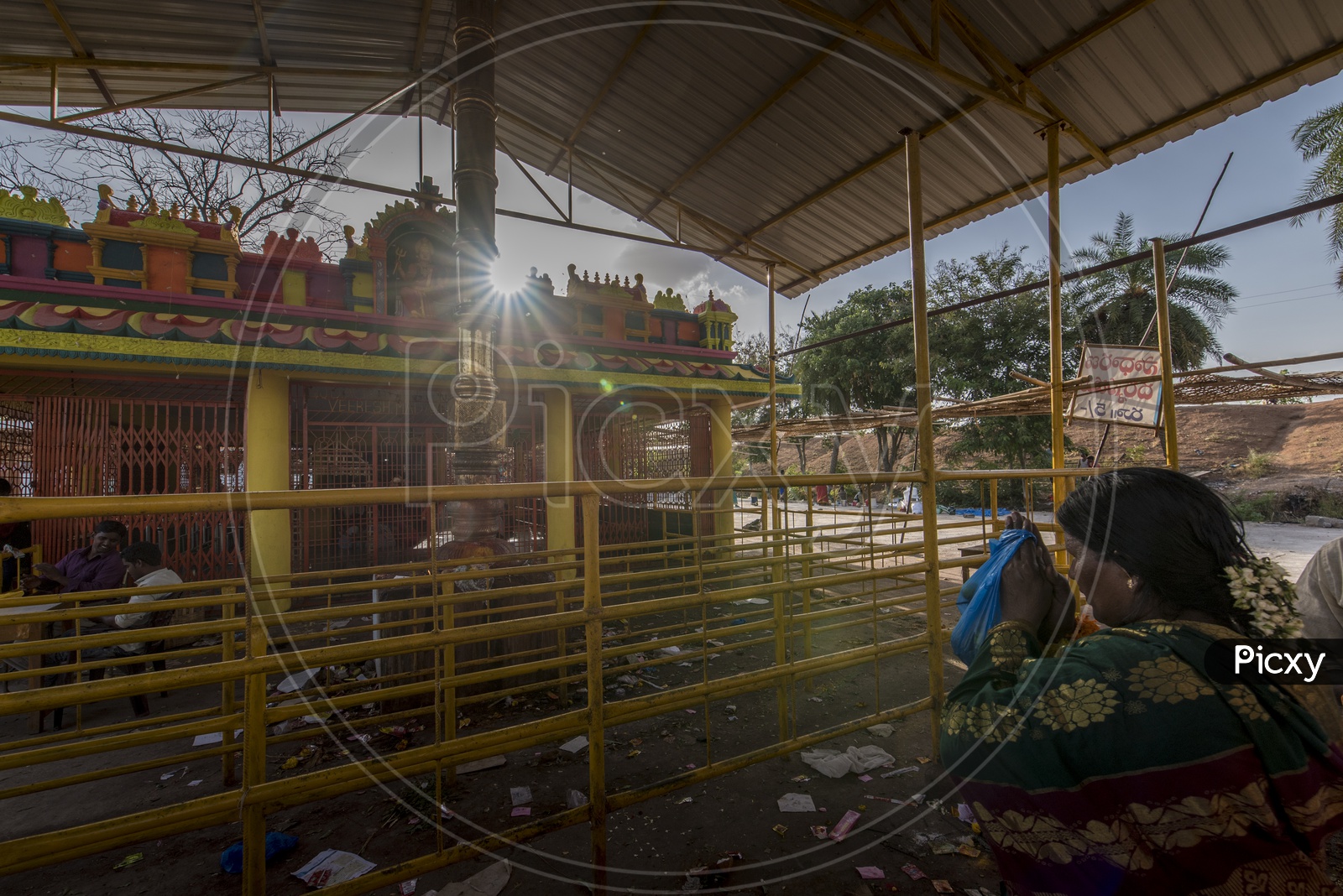 Image of Devotees at Jogulamba Temple, Gadwal-WK416972-Picxy
