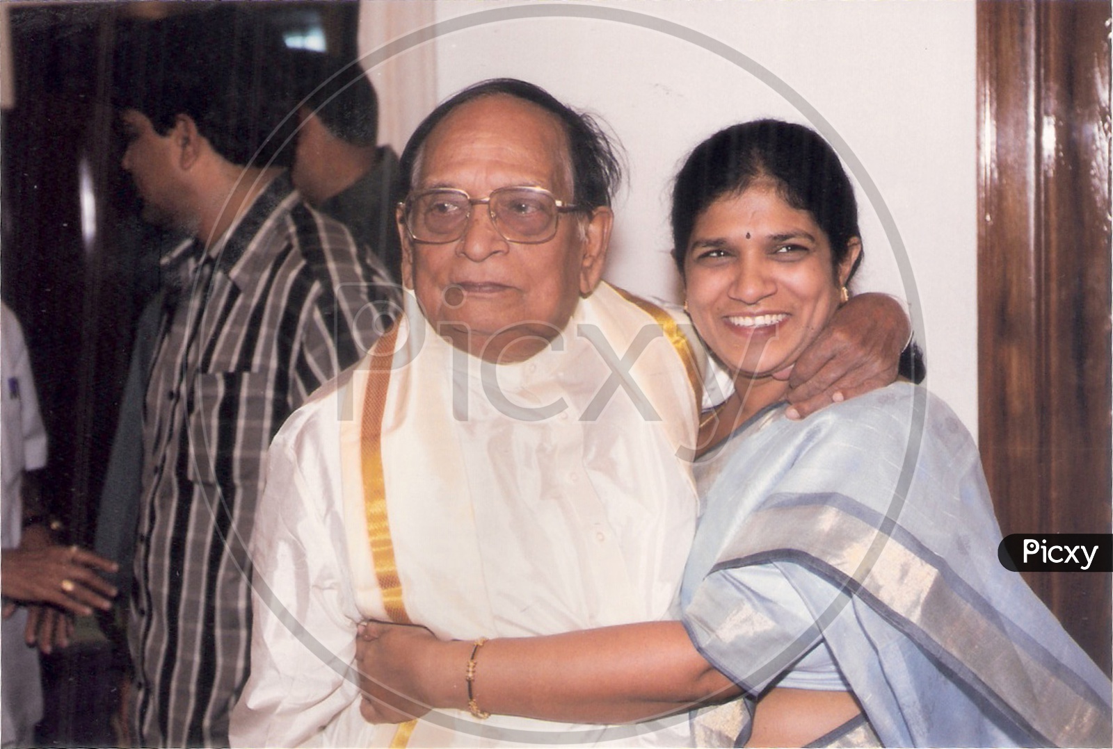 Image of Allu Ramalingaiah with his daughter Surekha Konidela-OP739872 ...