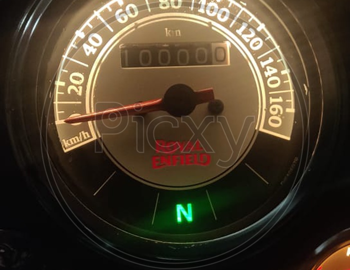 Image of RE speed meter-NQ234645-Picxy
