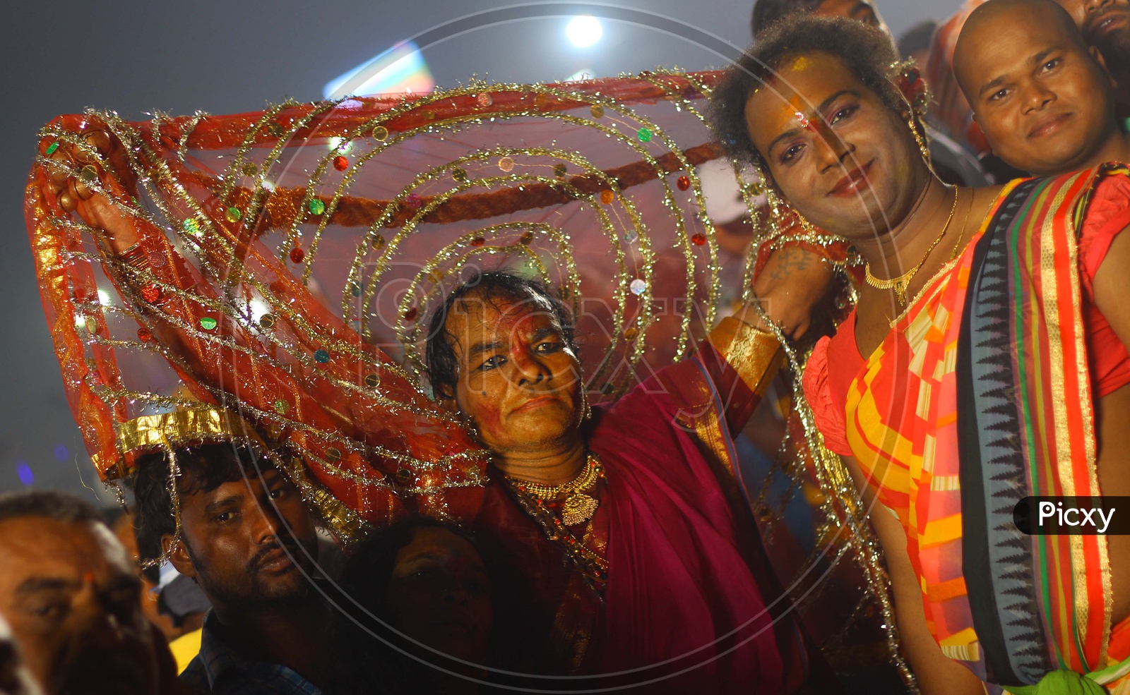 Image of Devotees at Sammakka Saralamma Jatara or Medaram Jatara ...
