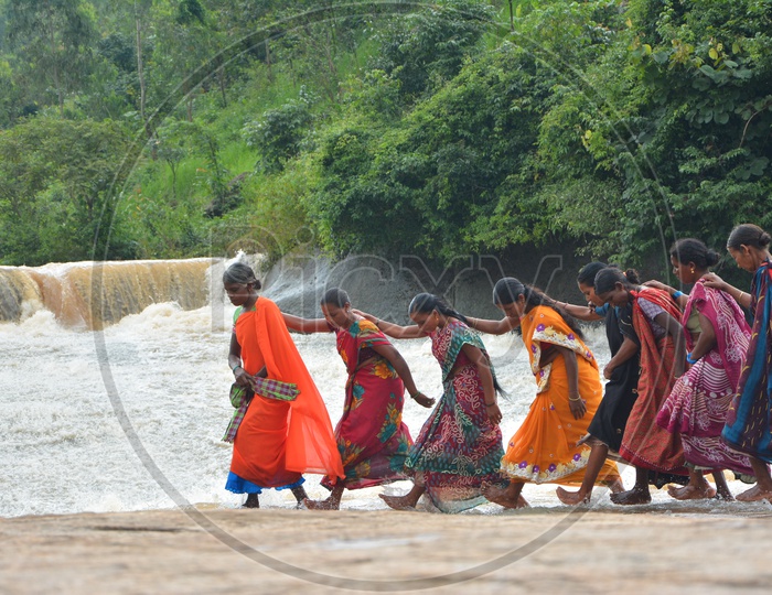 Image of Tribal Women Dance-HT616437-Picxy