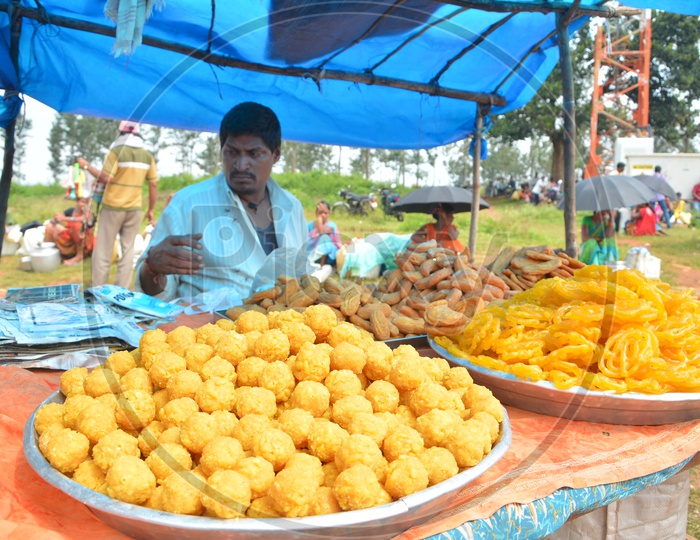 Image of Jalebi and Laddu-TP722011-Picxy